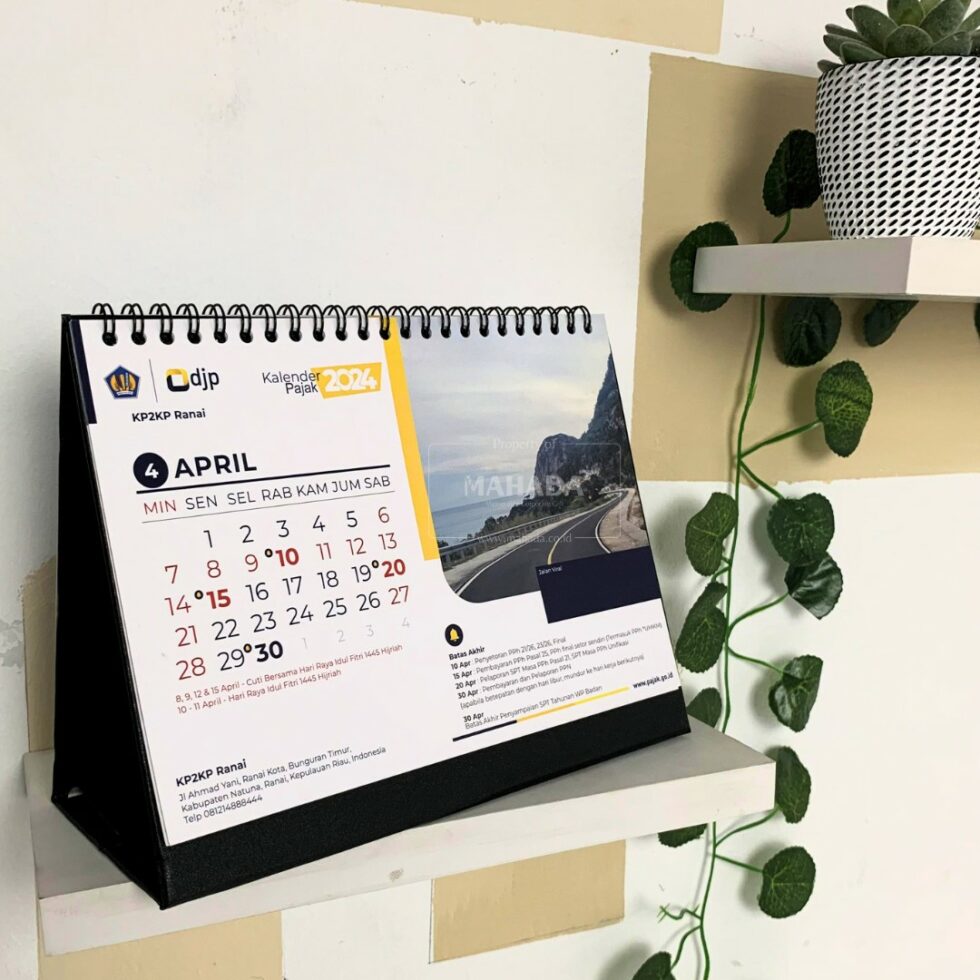 Cetak Kalender Custom 2025